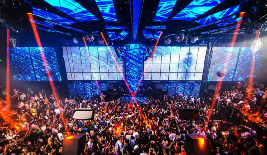 Un regalito en el antro - Noticias