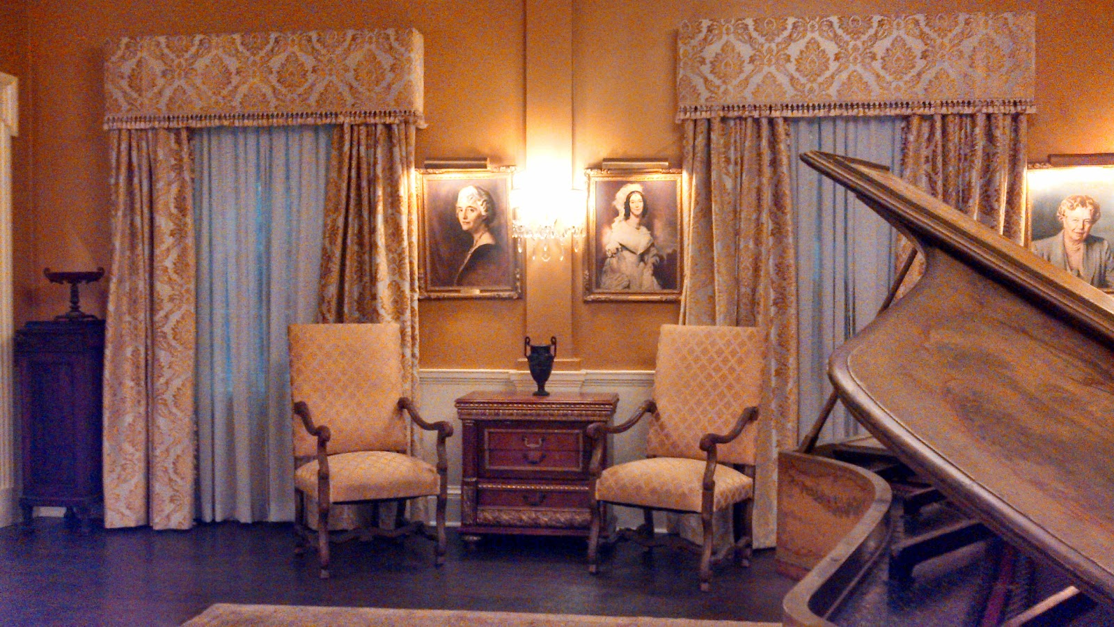 THE SETS REVEALED: The Grant Vermeil Room