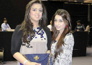 Polite Article: Fiza Batool Gillani on a fashion show