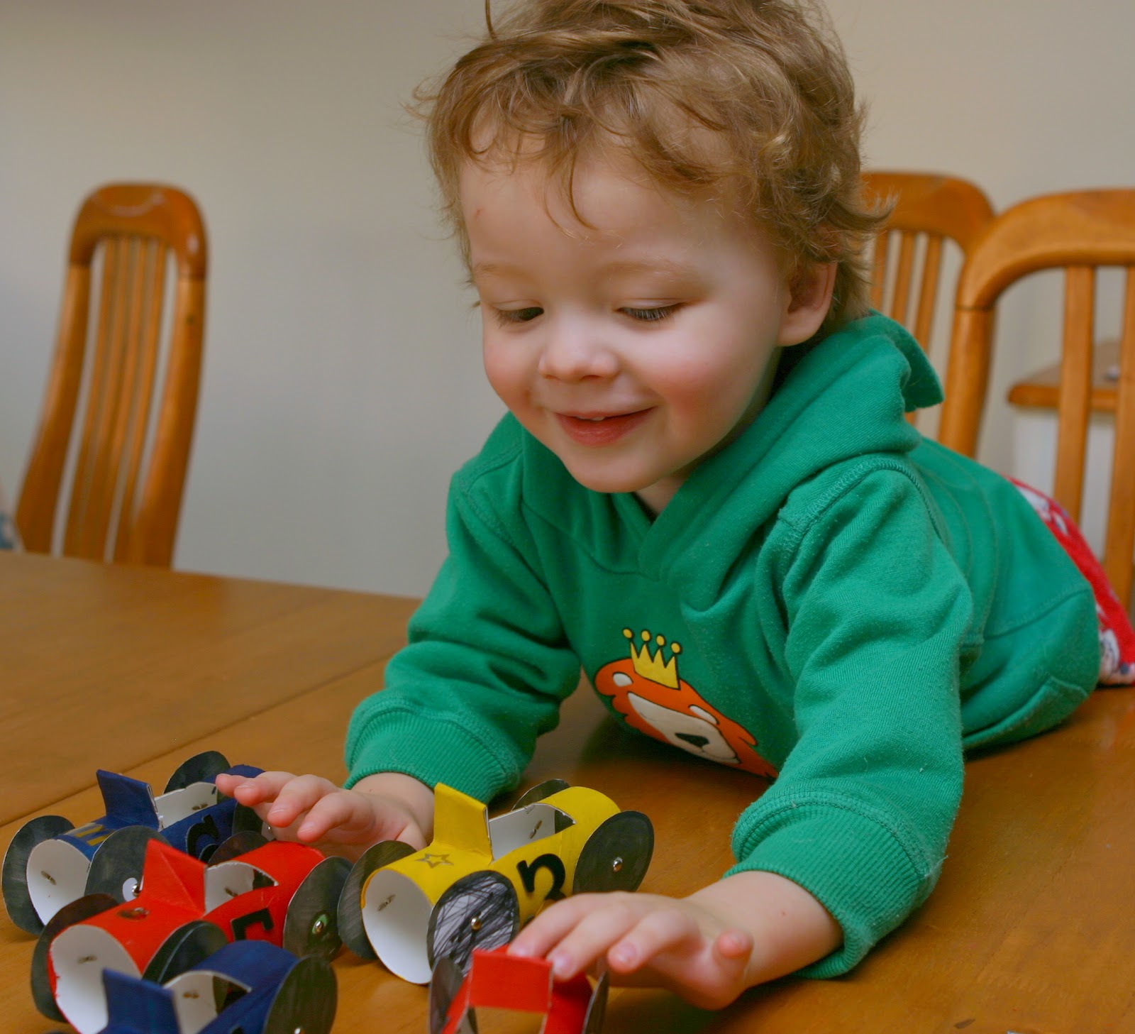 Max & Me: Toddler Tuesday - TP Roll Cars