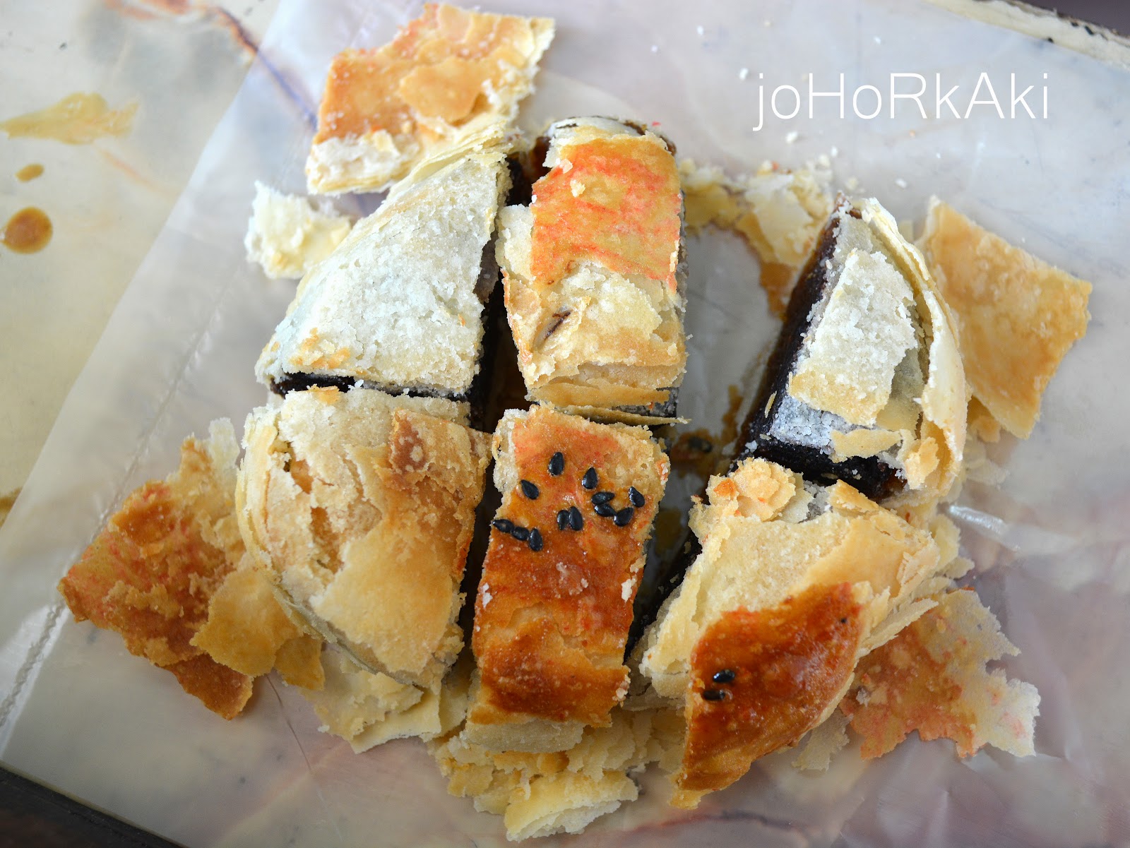 Chai Huat Heng Bakery in Pontian, Johor 再發興餅家 |Tony Johor Kaki Travels ...