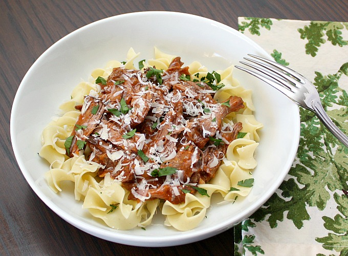 Slow Cooker Greek Beef Ragout - Apple A Day