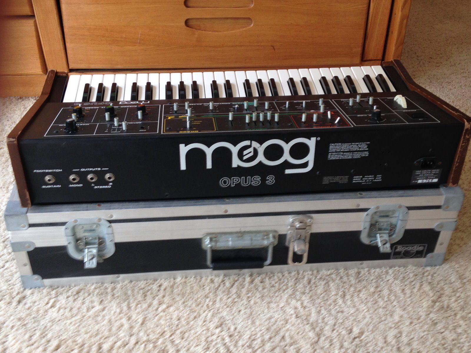 MATRIXSYNTH: MOOG Opus 3 Vintage Analog Synthesizer SN 4768