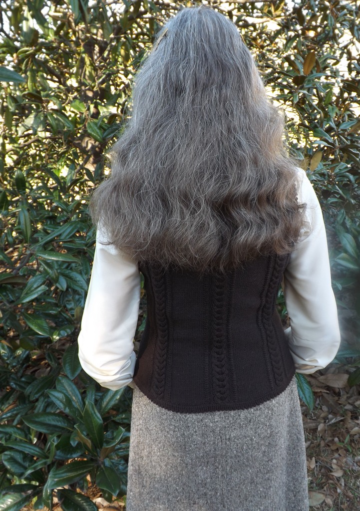 MARIETTE'S BACK TO BASICS: {My Hand Knitted Vest}