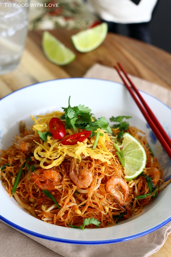 To Food with Love: Fried Mee Siam (Vermicelli) with Crispy Shrimp