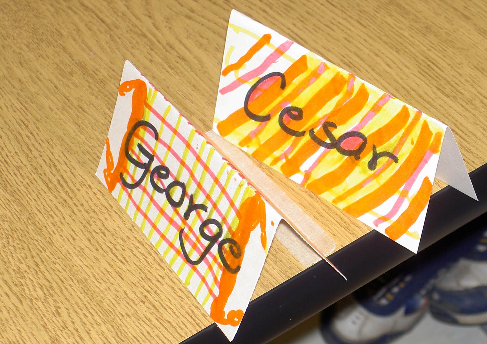 Hands, Head 'n Heart in the Artroom: Art Room Placecards