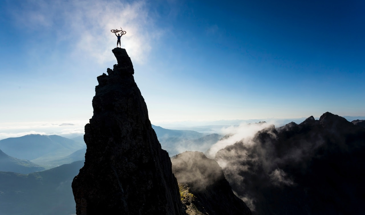 Danny MacAskill lanza su propio canal de YouTube - MTBYMAS