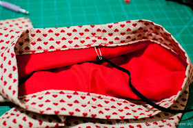 What's Mummy Up To ...: A heart outfit for Valentines Day ... and some ...