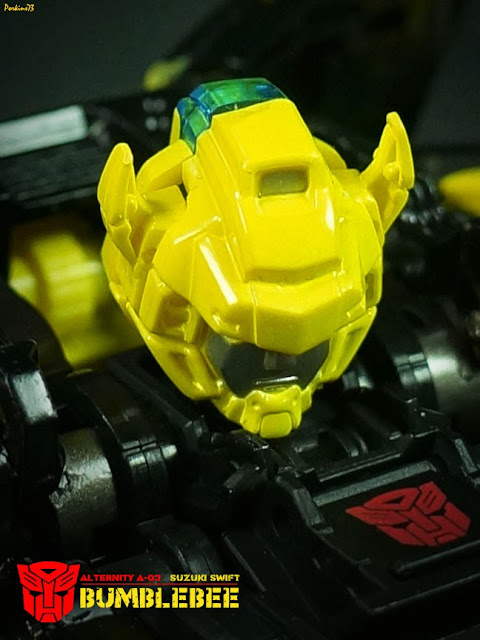 RED6: Takara Tomy Transformers Alternity A-03 Bumblebee (Suzuki Swift)