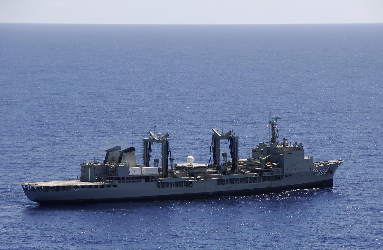 Naval Photos: HMAS Success (OR 304)