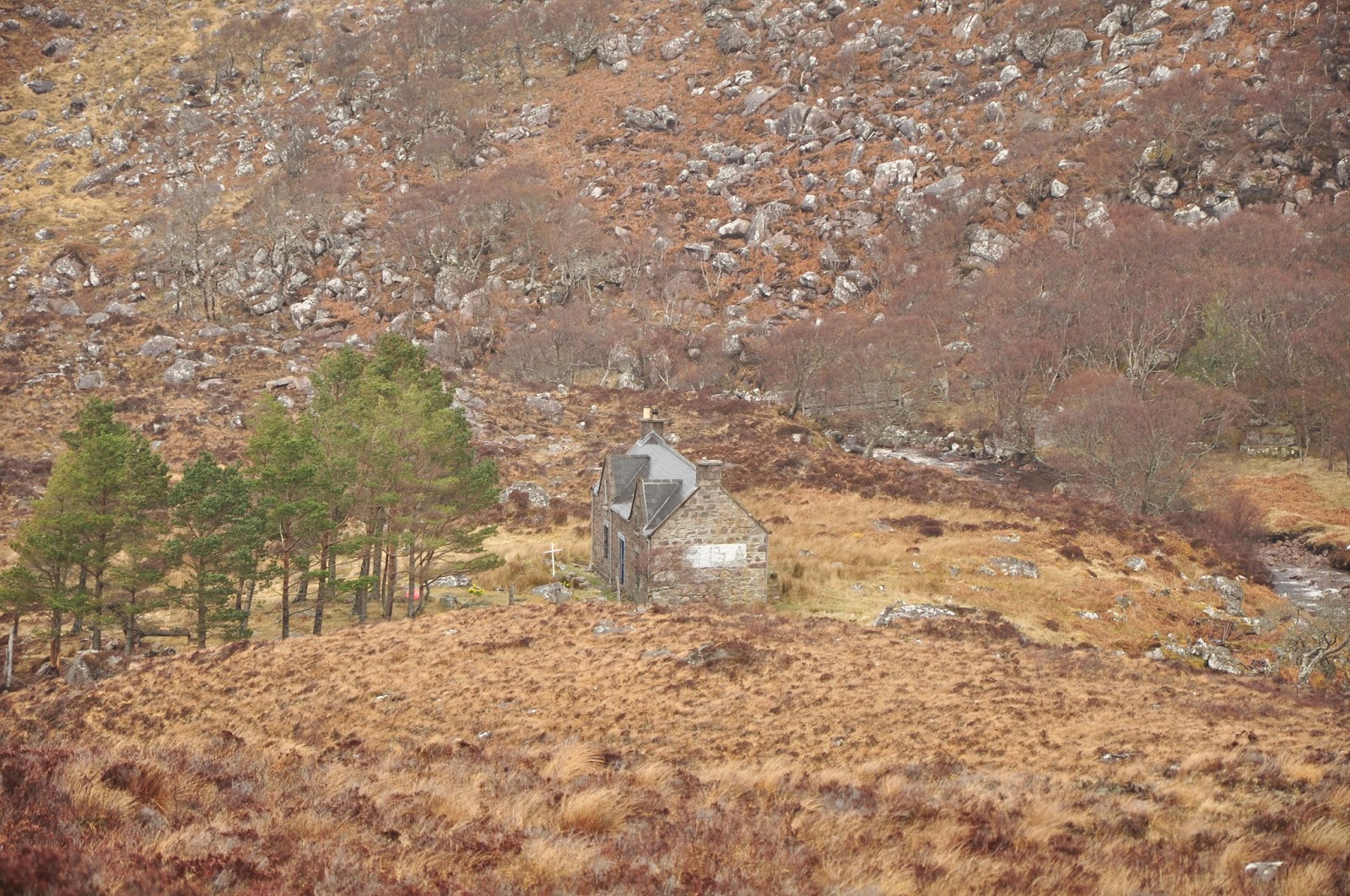 Walks and holidays in Scotland (Highlands): Diabaig to Craig Bothy