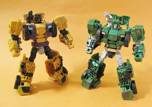 Transformers Generations Combiner Wars Deluxe class HOUND IDW 變形金剛世代合體 ...