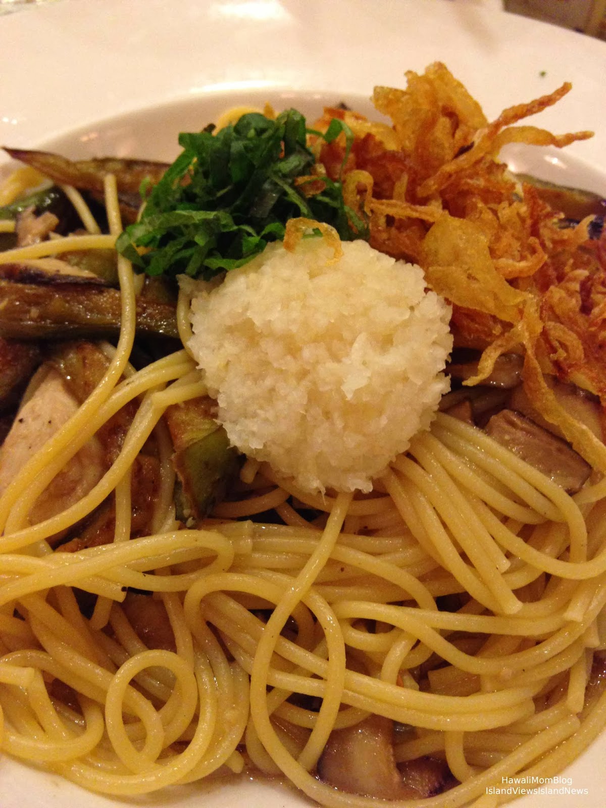 Hawaii Mom Blog: Angelo Pietro