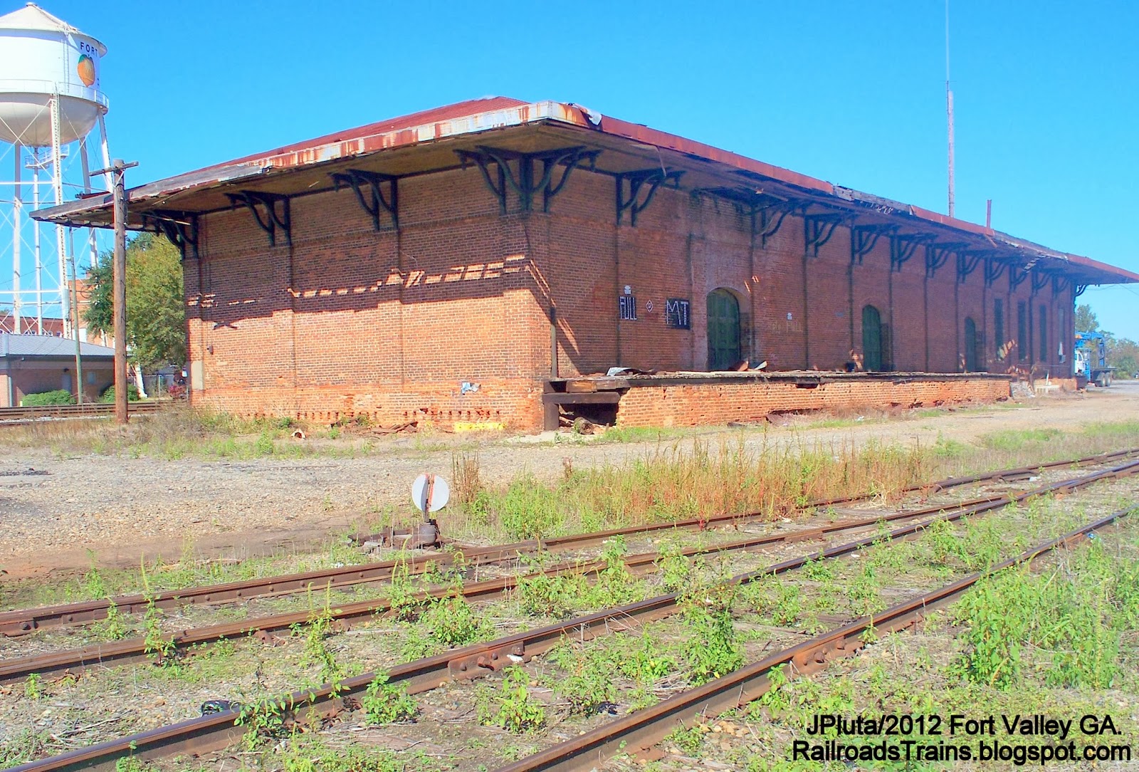 RAILROAD Freight Train Locomotive Engine EMD GE Boxcar BNSF,CSX,FEC ...