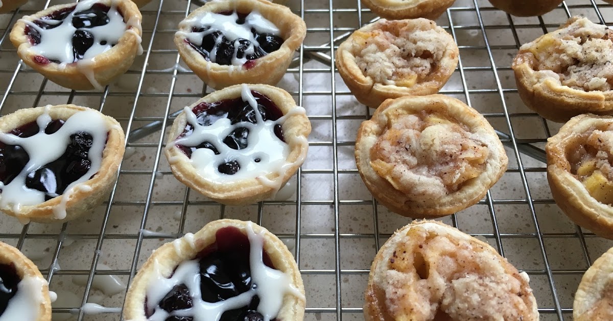 Make My Day Camp: Mini Fruit Pies