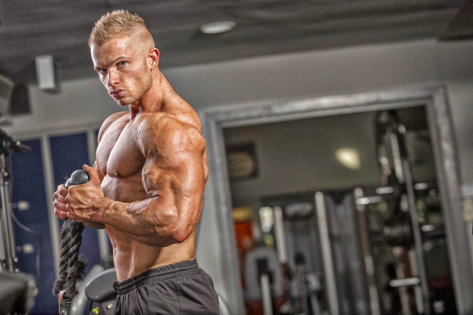 Muscle galaxy: Andrew Scott-Bodybuilder Spotlight