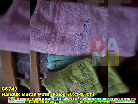 Handuk Merah Putih Polos 70×140 Cm | Souvenir Pernikahan