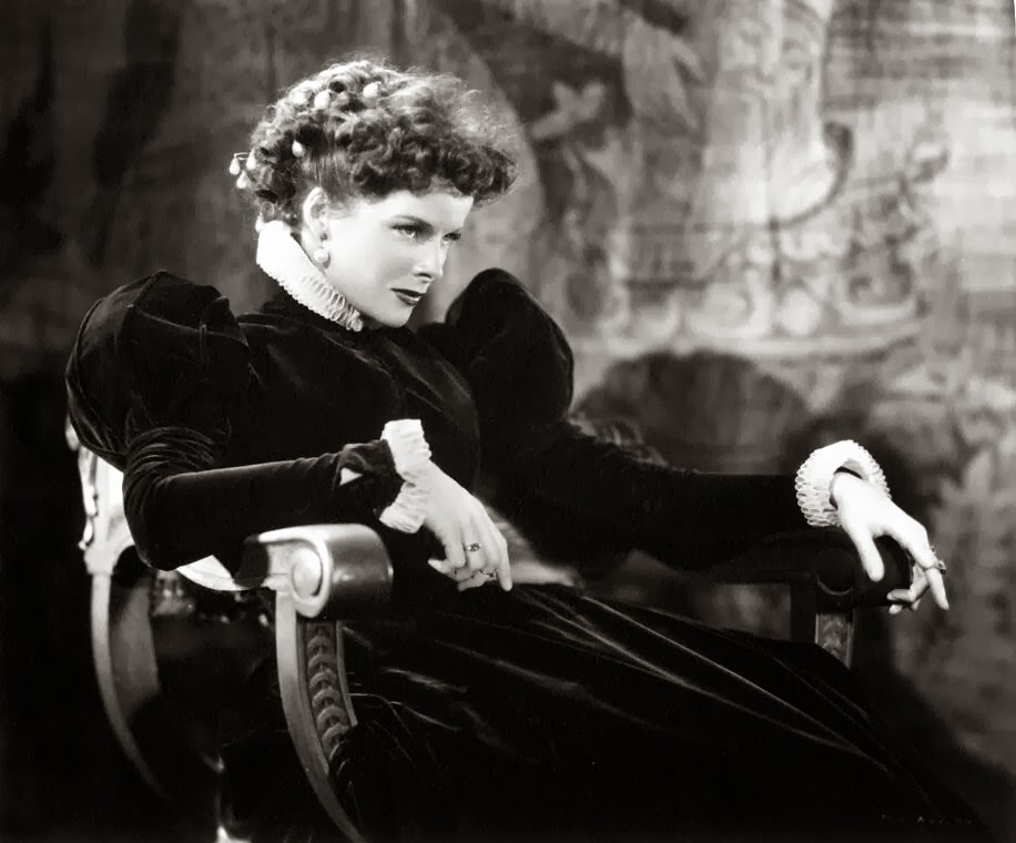 Clásico y divertido: Maria Estuardo (1936) La majestad de Katherine Hepburn