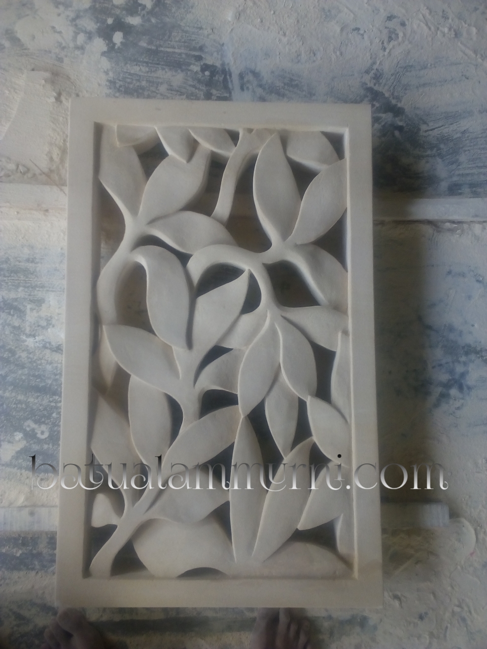 loster batu alam paras jogja motif daun