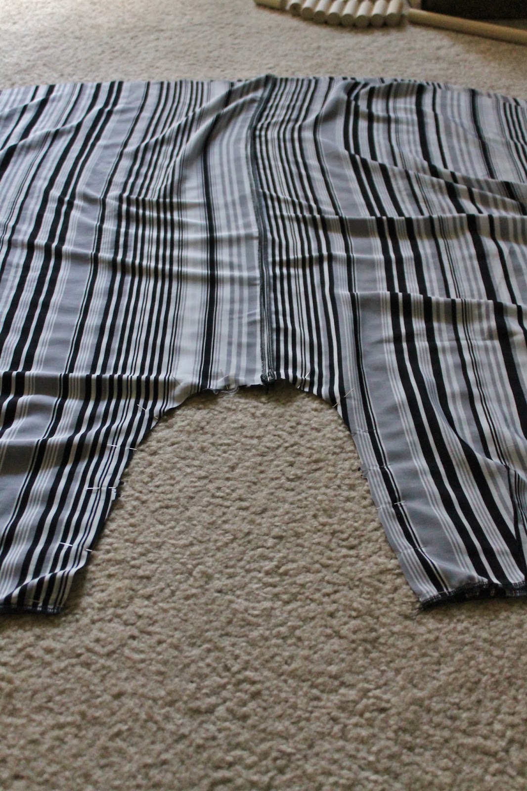 Straight Eight Sewing: Simplicity 4192 Pants Sew-Along