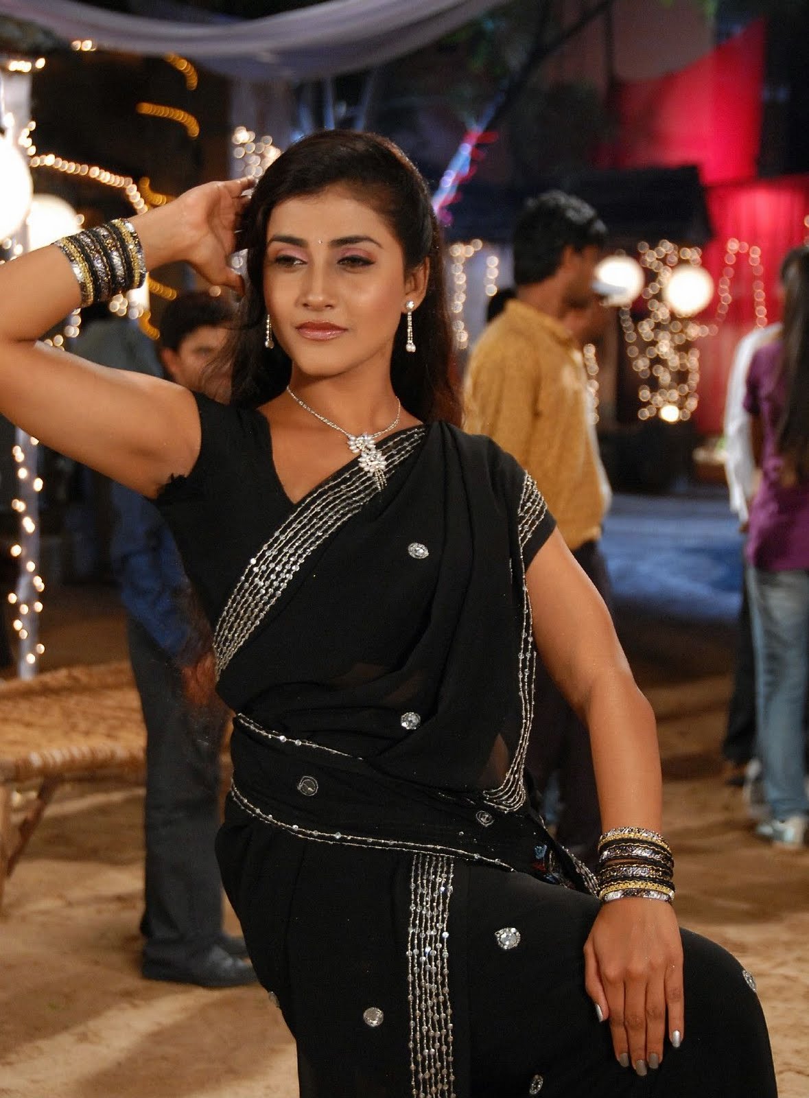 South Actress Kausha in Transparent Black Saree - Actress Navel Show ...