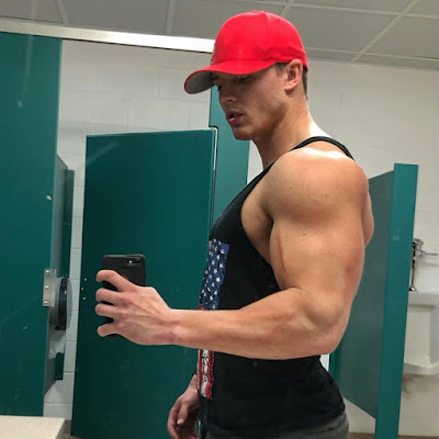the beauty of male muscle: Nick