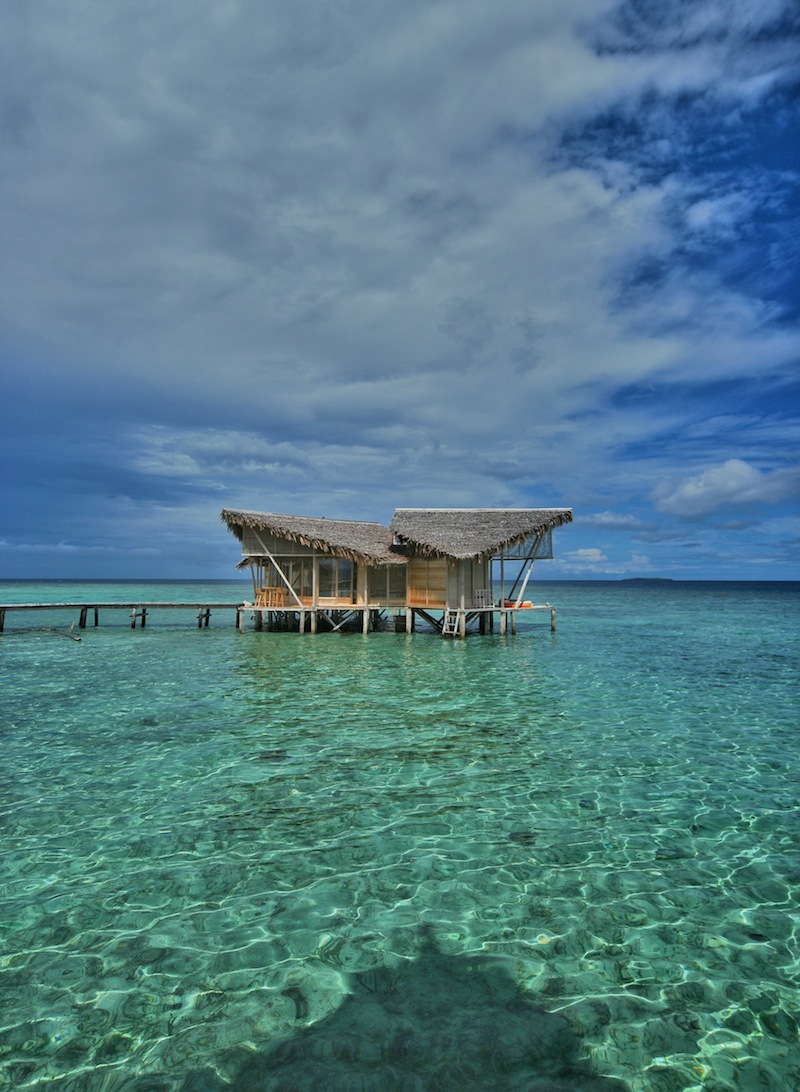 PULO CINTA: MALDIVES VAN GORONTALO ~ Life Is An Absurd Journey
