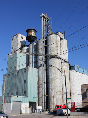 ArchitectureChicago PLUS: One Tower for the Meatpackers; One for the ...