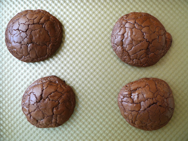 siriously delicious: Outrageous Chocolate Cookies