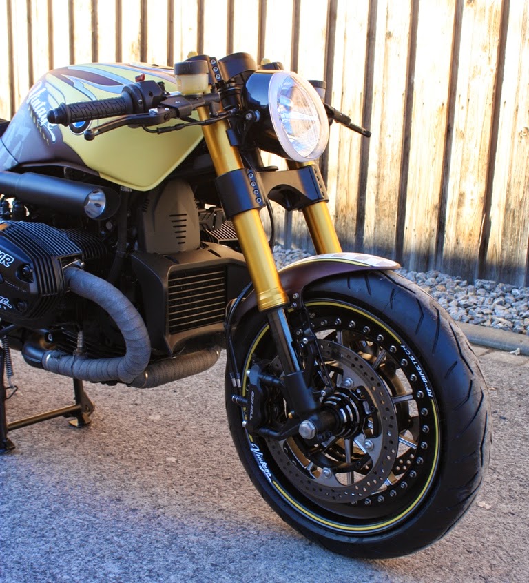 R 1200 R Vintage Project - RocketGarage - Cafe Racer Magazine