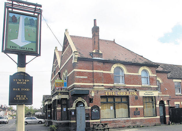 Pubs and Beer in Southampton: Obelisk, Woolston