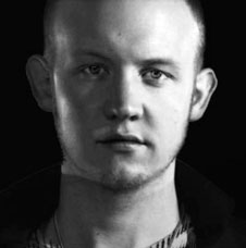 Isaac Slade HairStyle (Men HairStyles)