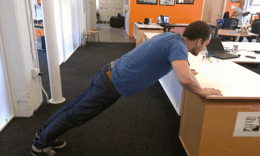 DONNA FIT: 10 minute office workout at your desk