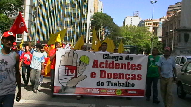 CTB Minas: Centrais e Movimentos Sociais Mineiros protestam pela saúde ... CTB Minas: Centrais e Movimentos Sociais Mineiros protestam pela saúde ...