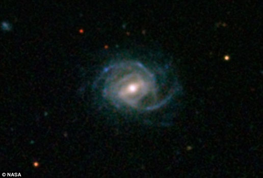 Astronom Temukan Galaksi Spiral Super Raksasa - Berita Astronomi