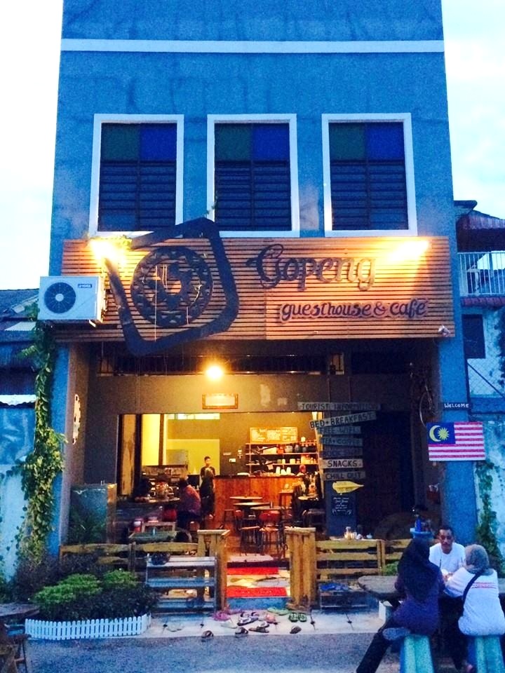 Travelholic: From a Traveler to a Café Owner – Gopeng Guesthouse & Café