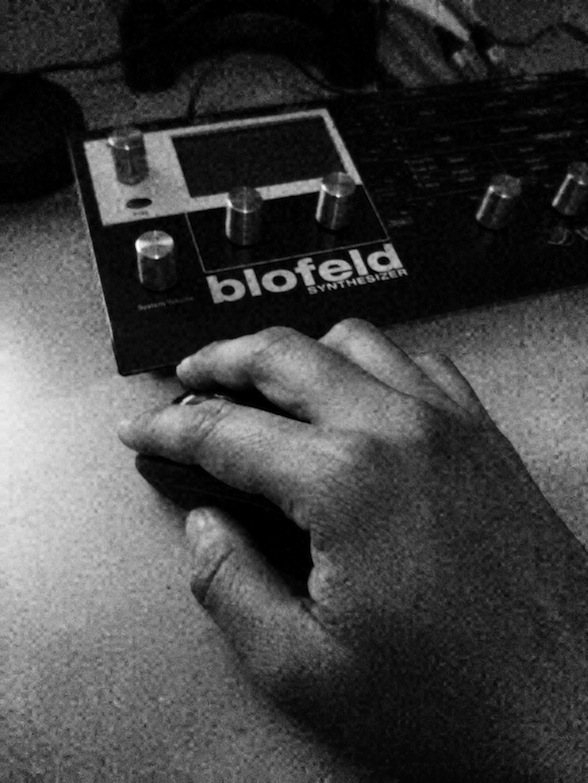 Windy Wuff: Villian on my desk. Waldorf Blofeld.