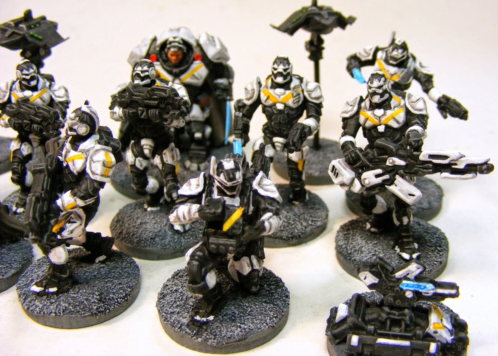 Evil Bob's Miniature Painting: 28mm Sci-Fi: Deadzone from Mantic Games