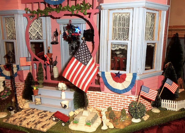 DEBBIE-DABBLE BLOG: Summer Patriotic Doll House, 2017