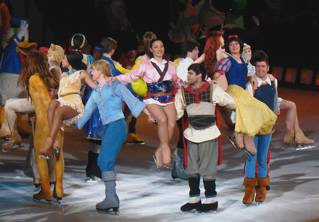 Filmic Light - Snow White Archive: Disney's Snow White on Ice