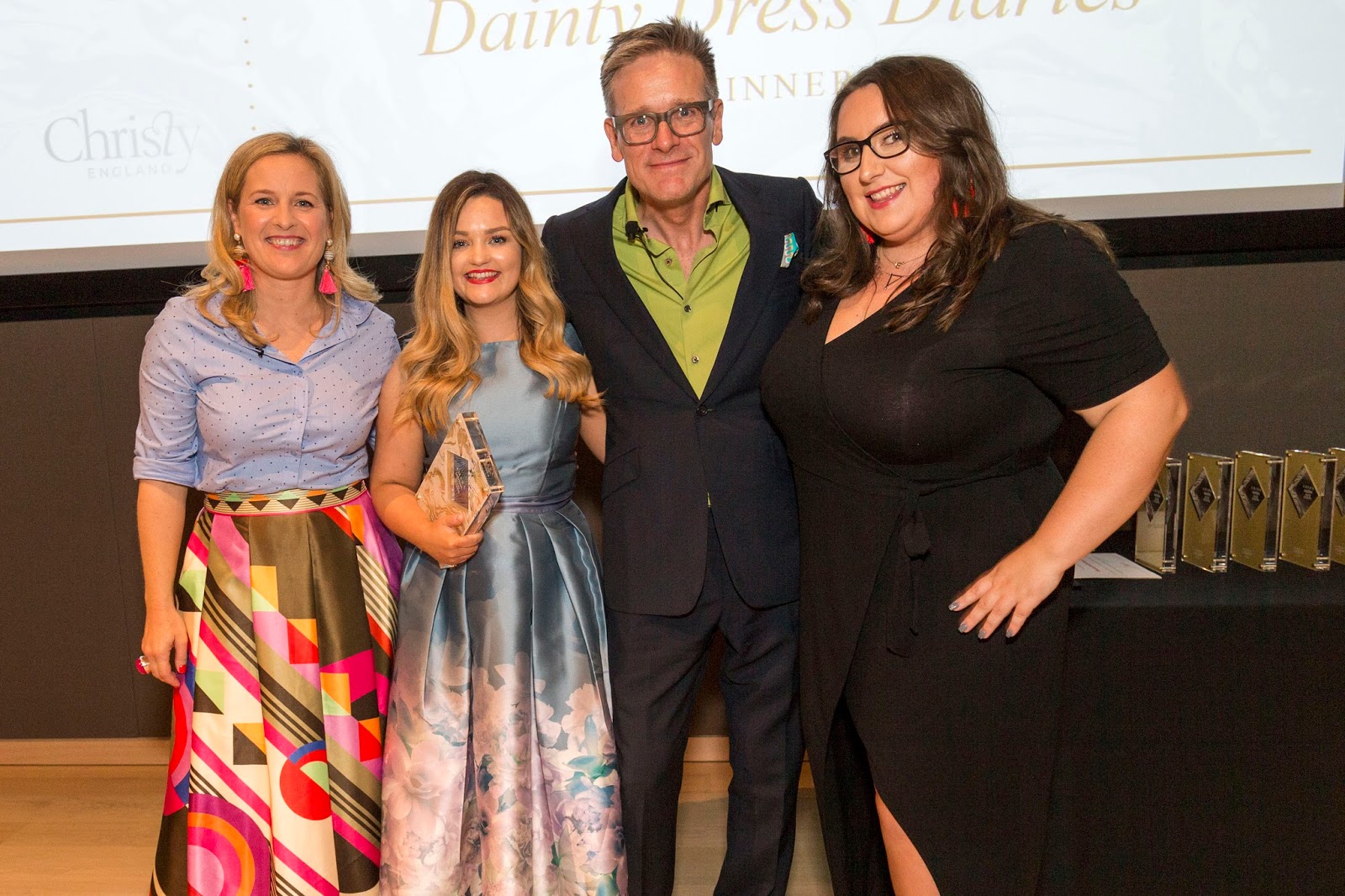 Video| We Won! Amara Interior blog awards 2017 - Dainty Dress Diaries