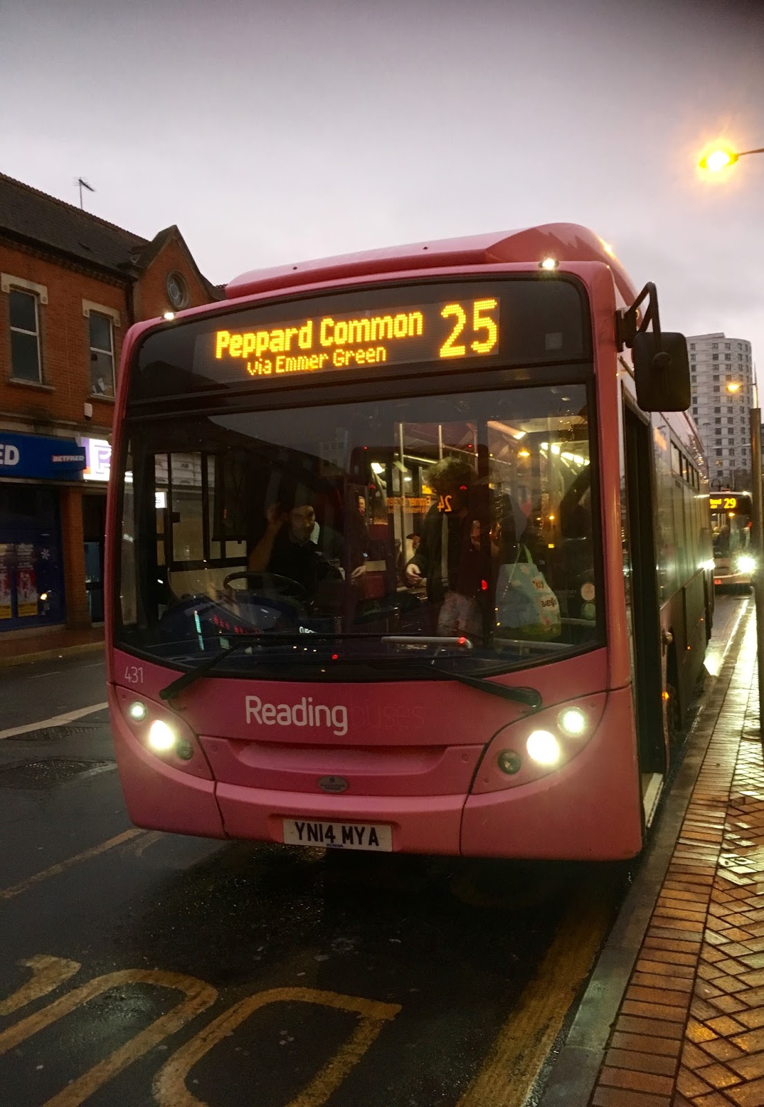 London Buses On The Go: Introducing: Reading Buses