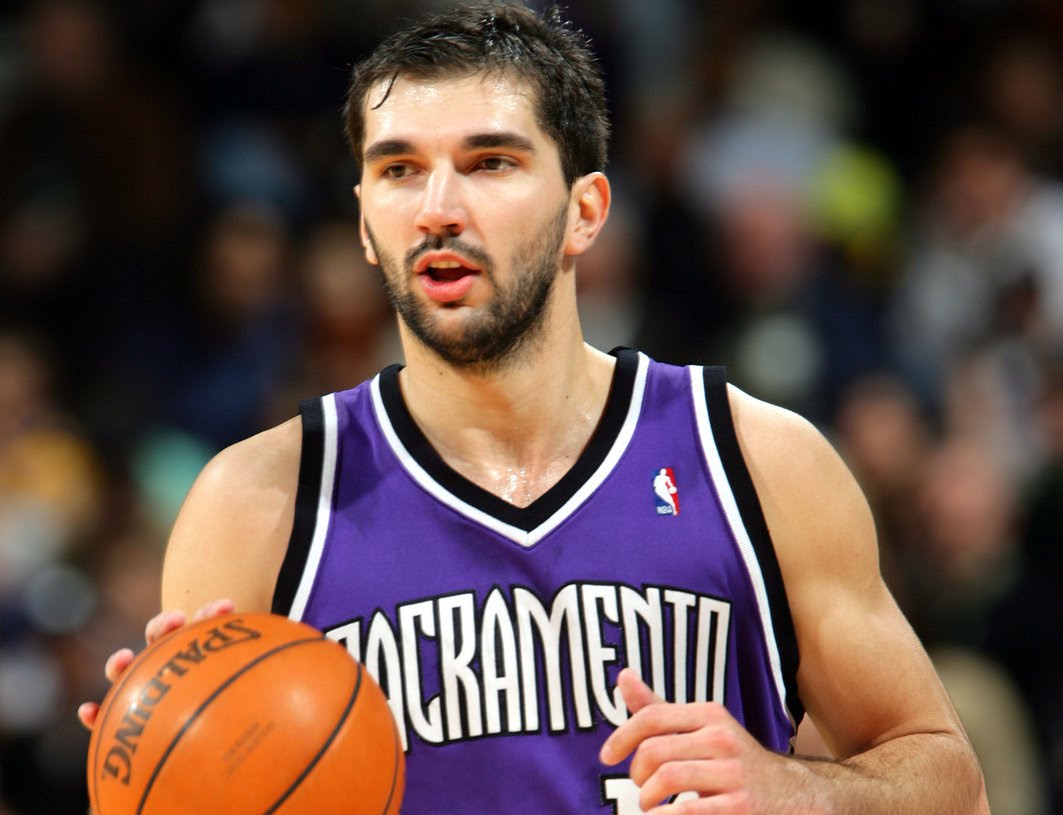 Heróis do passado: Peja Stojakovic