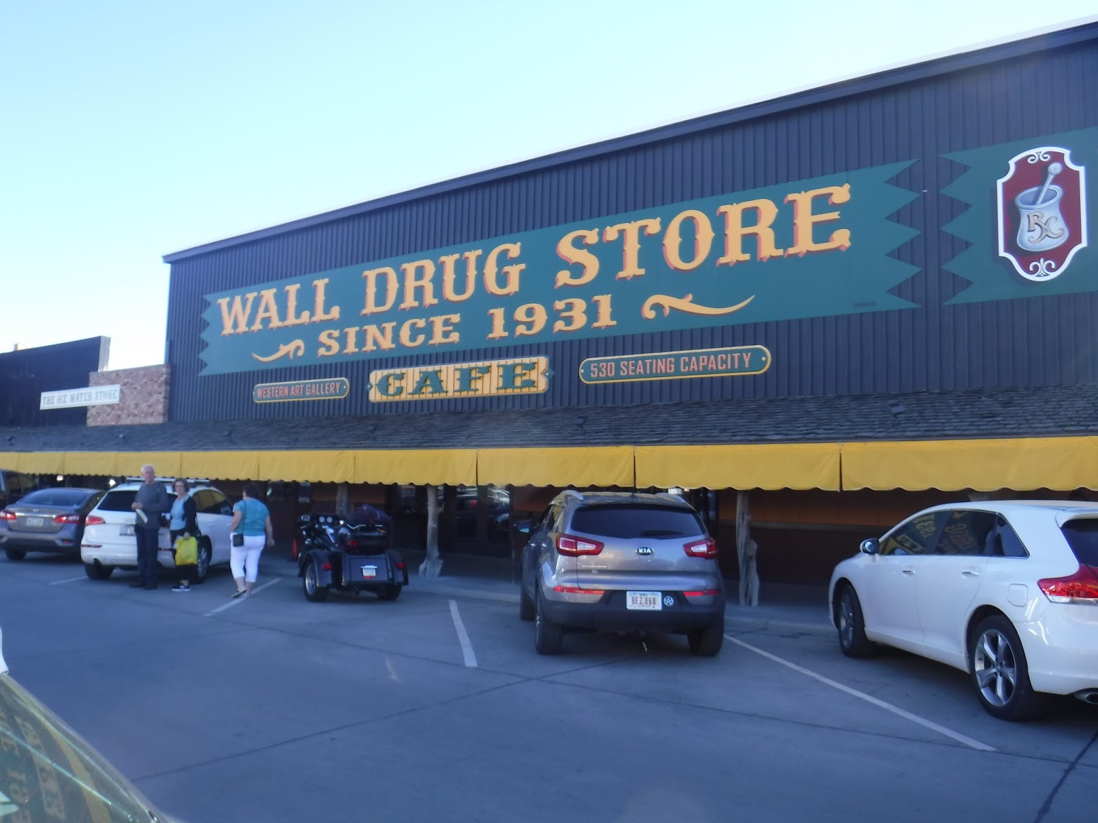 Lite Packer : South Dakota Trip - Badlands & Wall