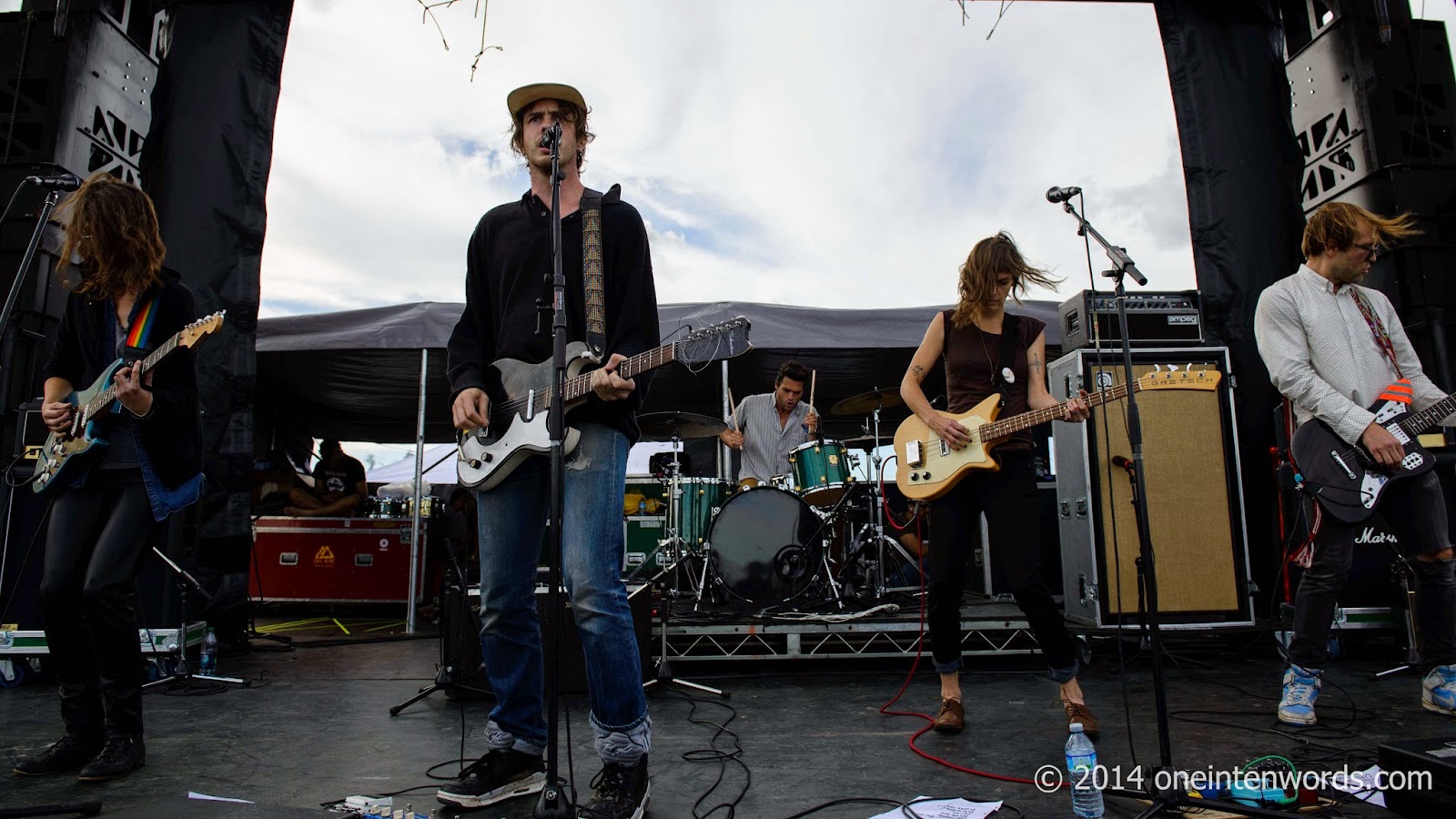 one in ten words: Riot Fest 2014 Day 1 Band 9: Broncho