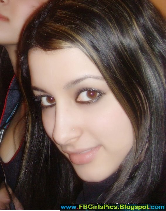 Facebook College Girls - Chicks Profile Photo Collection Pack - 10 ...