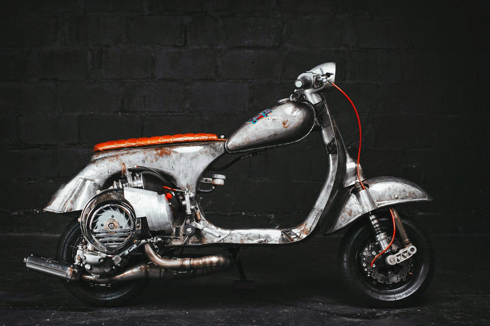 Bender Vespa - RocketGarage - Cafe Racer Magazine