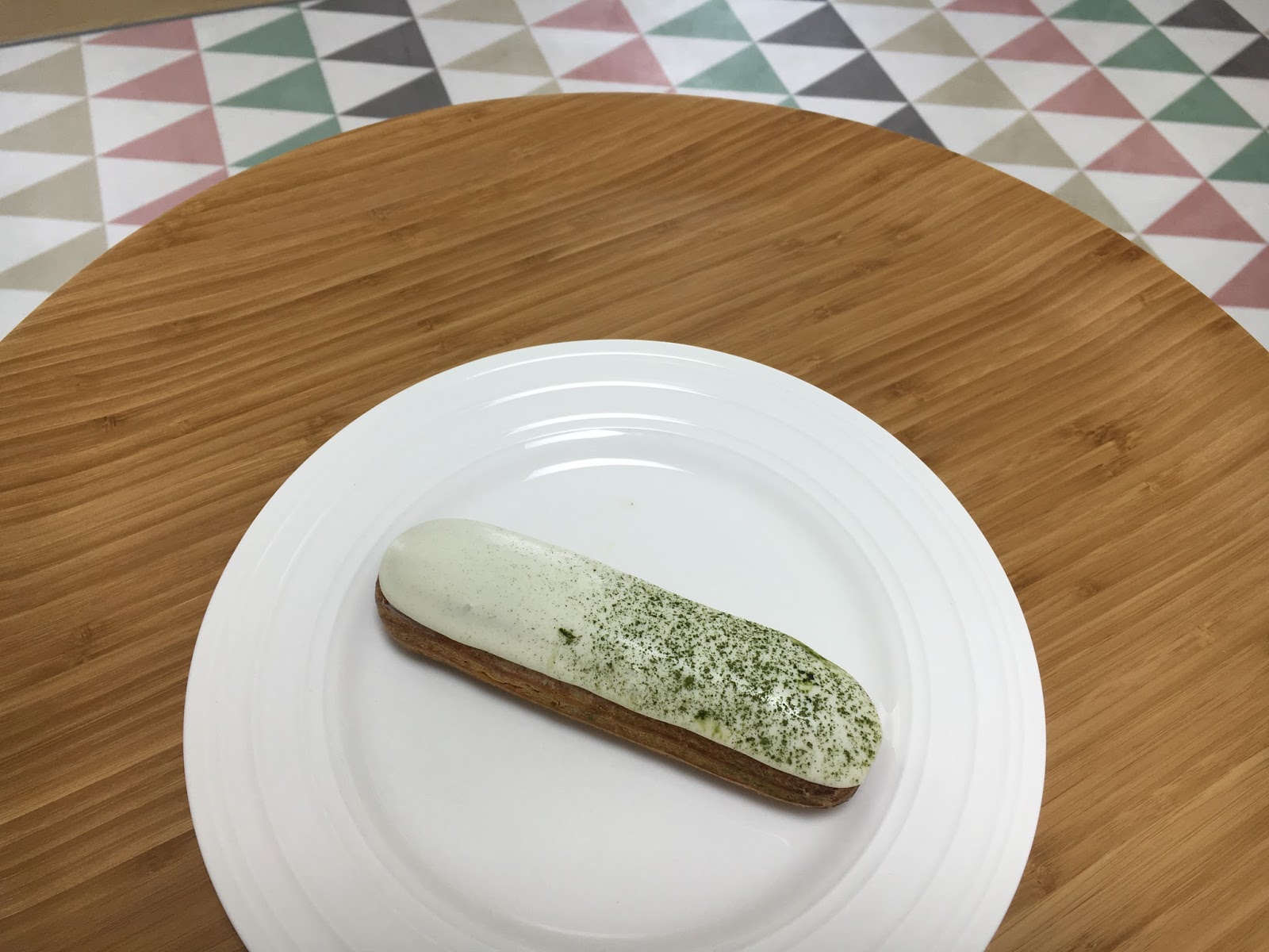 Eclair by Garuharu - Seoul, South Korea - Travel is my favorite Sport