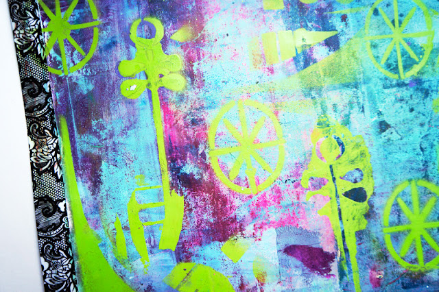 StencilGirl Talk: Graffiti Folder with Samie Harding