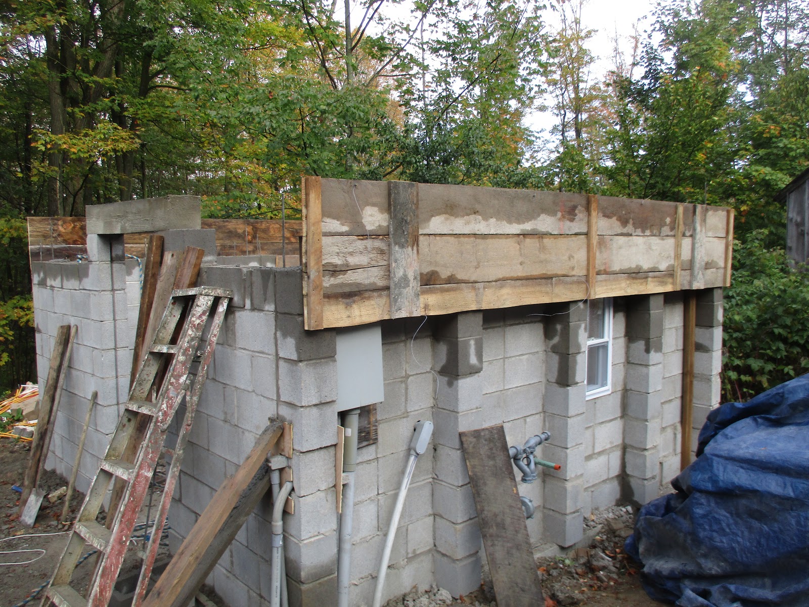 Masonry Design: Making a small concrete block masonry building